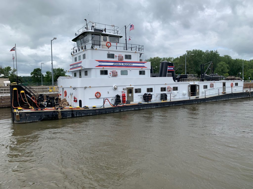 Into the Land of Tugs and Locks - Eight Summits